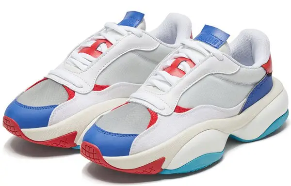 PUMA Alteration T Sneakers