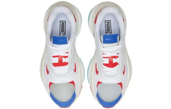 PUMA Alteration T Sneakers