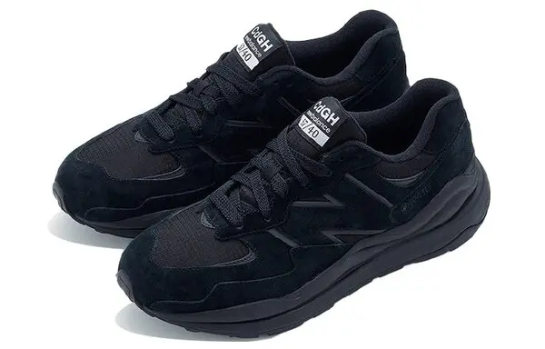 NEW BALANCE 57/40 Gtx X Comme Des Garcons Homme Sneakers - Black/white