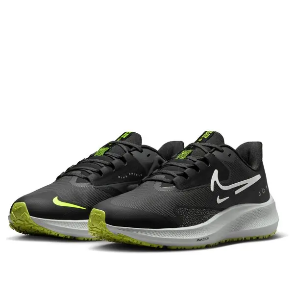 Nike Zoom Pegasus 39 Shield Sneakers - Black