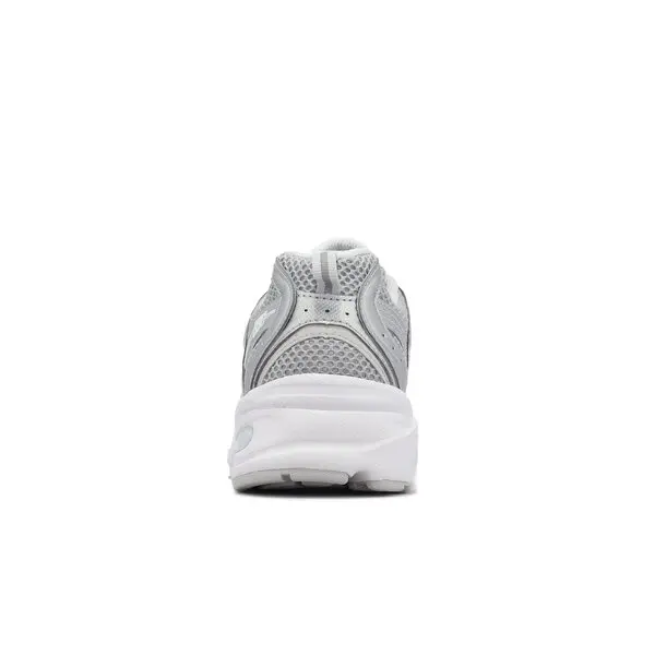 NEW BALANCE 530 Sneakers - Silver/grey