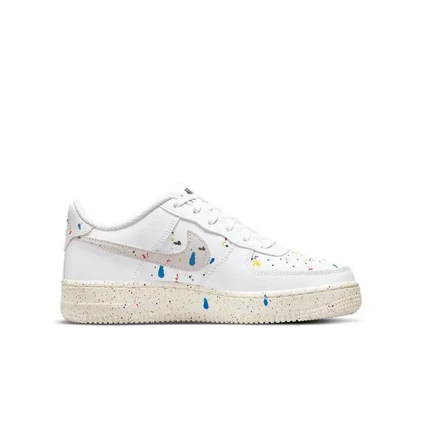 Nike Force 1 Lv8 3 Low Top Sneakers