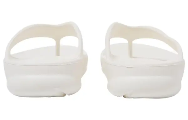 PUMA Wave Flip Sandals - White