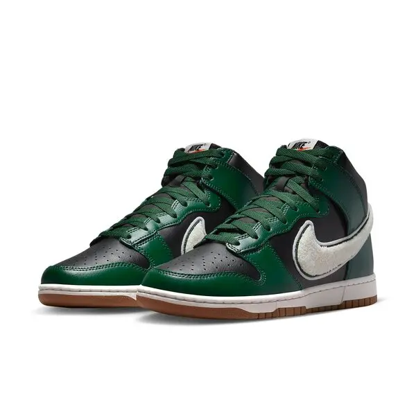 Nike Dunk High 'chenille Swoosh' Sneakers - Black/green