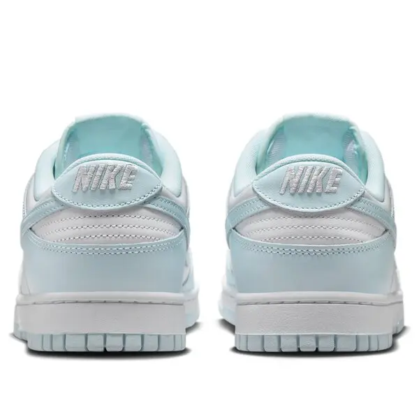 Nike Dunk Low Sneakers