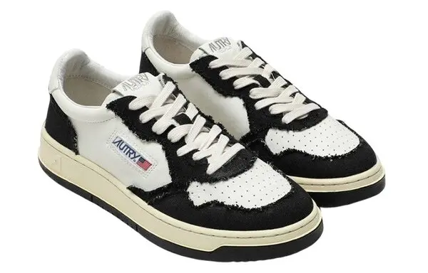 AUTRY Medalist Low Goatskin Sneakers - Black/white