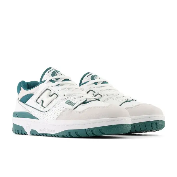 NEW BALANCE 550 Sneakers - White