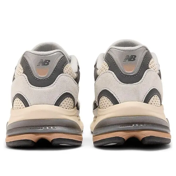 NEW BALANCE 2010 "cream Grey" Sneakers