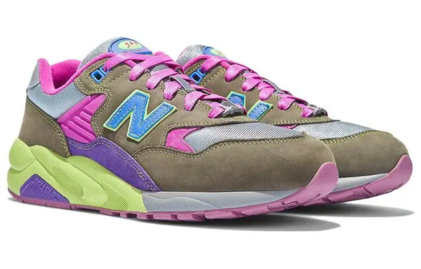 NEW BALANCE X Stray Rats 580 "dark Moss" Sneakers - Pink/green