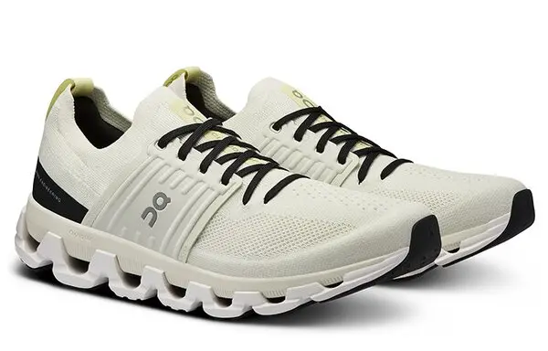 On Cloudswift 3 Ivory Black Sneakers - White/black