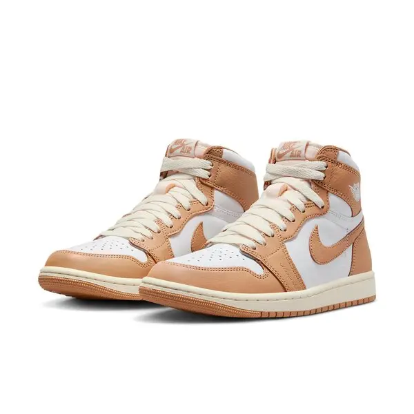 JORDAN 1 Retro High Og Praline Sneakers