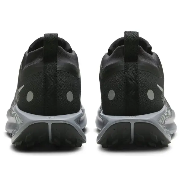 Nike Pegasus Trail Gore-tex Athletic Sneakers
