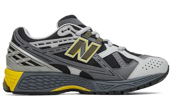 NEW BALANCE 1906r Athletic Sneakers