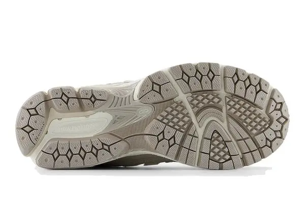 NEW BALANCE 1906r " Day" Sneakers - Grey