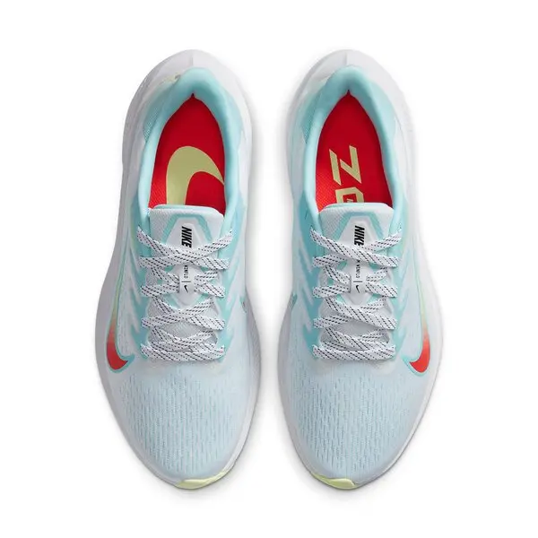 Nike Zoom Winflo Running Shoes