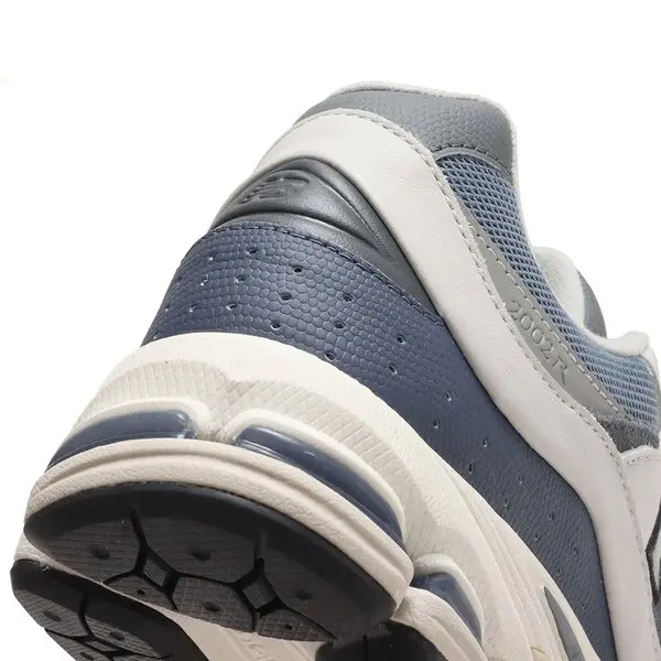 NEW BALANCE 2002r Atmos - Cybernetics Blue