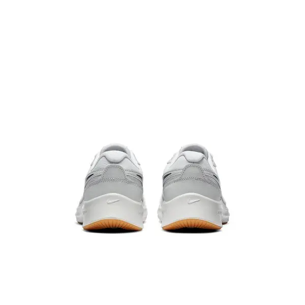 Nike Varsity Leather Low Top Sneakers