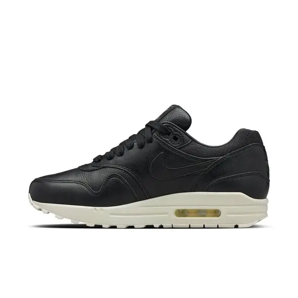 Nike Max 1 Pinnacle Sneakers