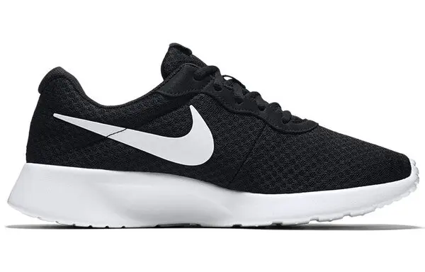Nike Tanjun Sneakers - Black