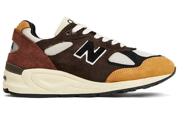 NEW BALANCE 990v2 Made In Usa Sneakers - Brown/beige/cream