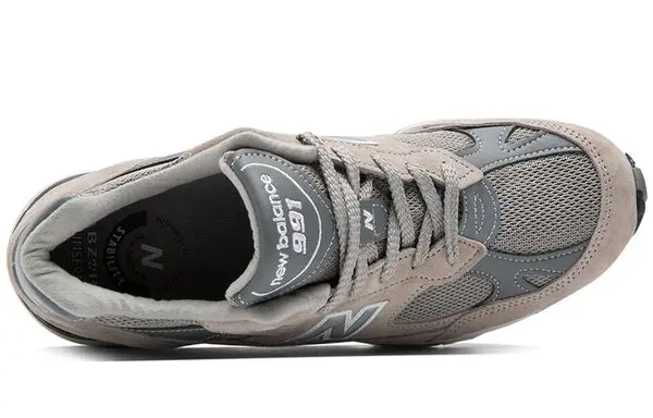 NEW BALANCE 991 Made In England Sneakers - Grey