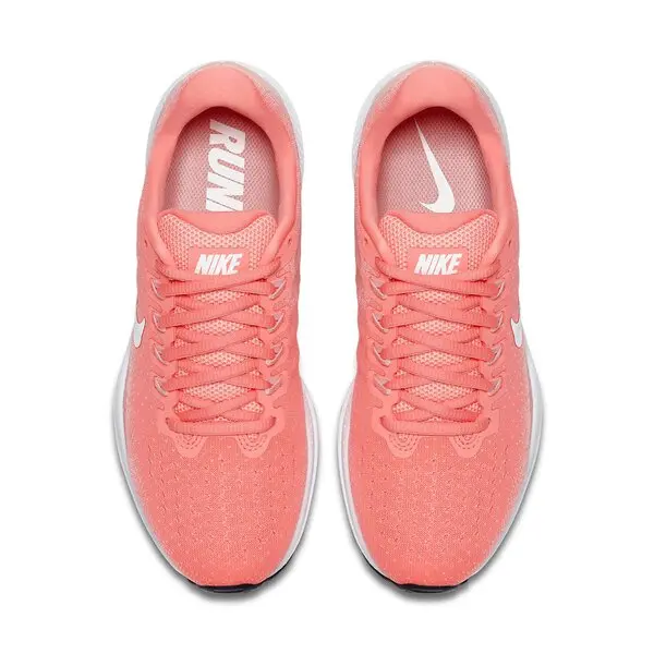 Nike Zoom Vomero 13 Athletic Sneakers