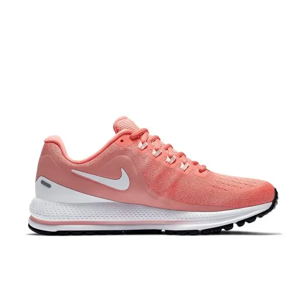 Nike Zoom Vomero 13 Athletic Sneakers