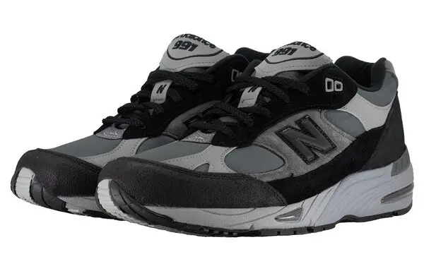 NEW BALANCE 991 Lace-up Sneakers - Black/grey