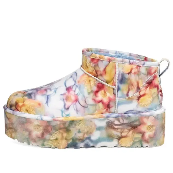 UGG Classic Ultra Mini Platform Boots - Light Blue/floral