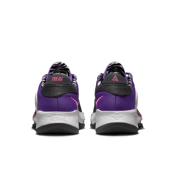 Nike Zoom Freak 4 Nrg "lightning" Athletic Sneakers - Purple/black