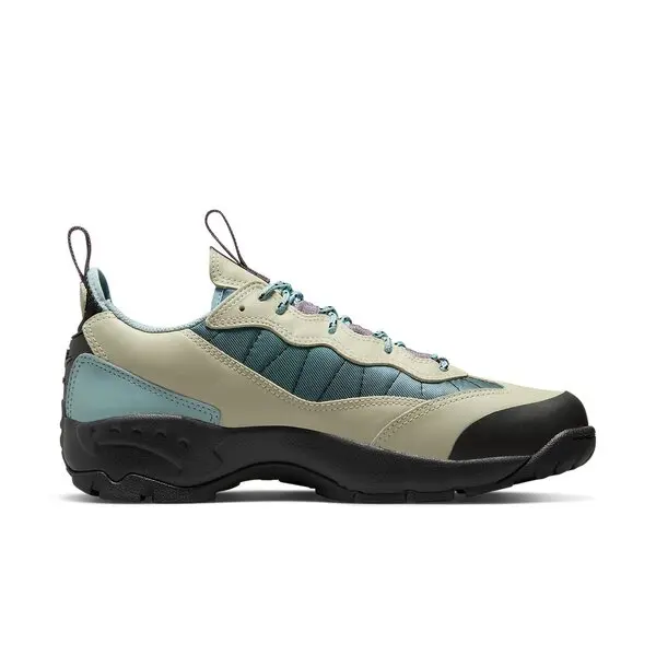 Nike X Air Mada - Cream/green