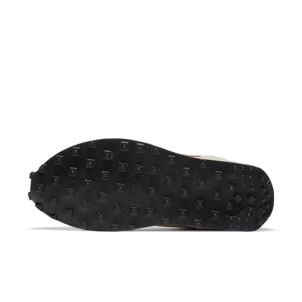 Nike Daybreak 'light Orewood Bronze' Sneakers - Creambrown