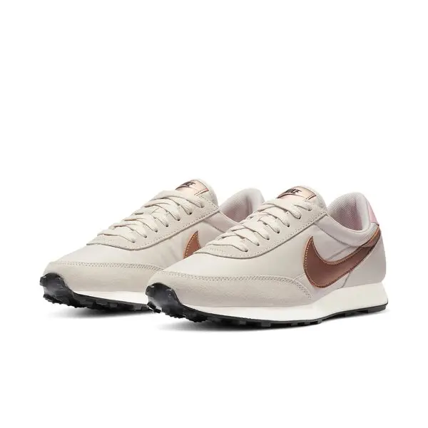 Nike Daybreak 'light Orewood Bronze' Sneakers - Creambrown