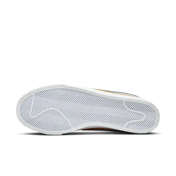 Nike Court Legacy Next Nature Sneakers - White/blue/browm