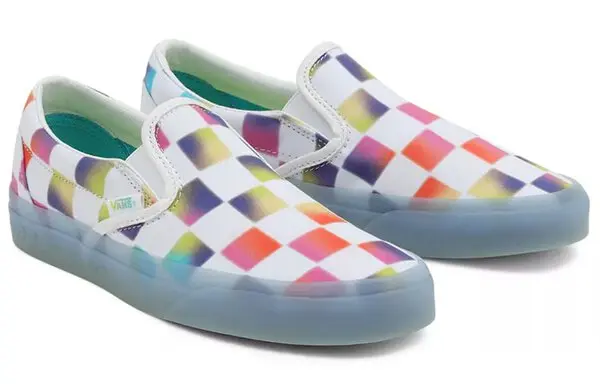 VANS Classic Slip-on "cultivate Care" Low Top Sneakers