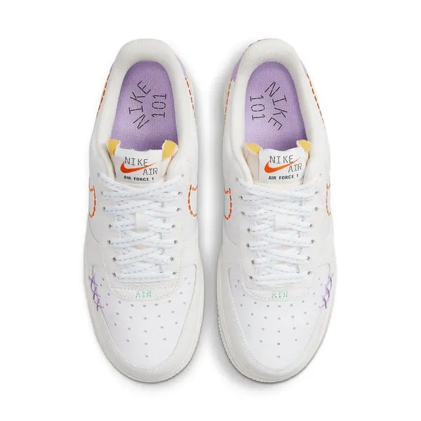 Nike Force 1 '07 Se Low Top Sneakers