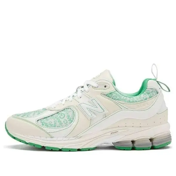 NEW BALANCE X Ganni 2002r 'turtledove' Sneakers - Light Cream/green