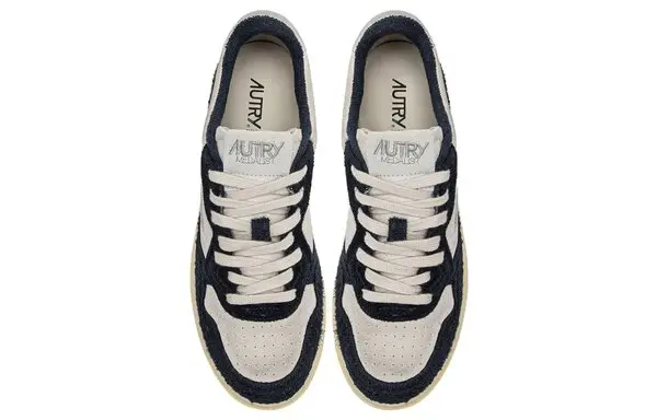 AUTRY Medalist Low Goatskin Sneakers - White/black