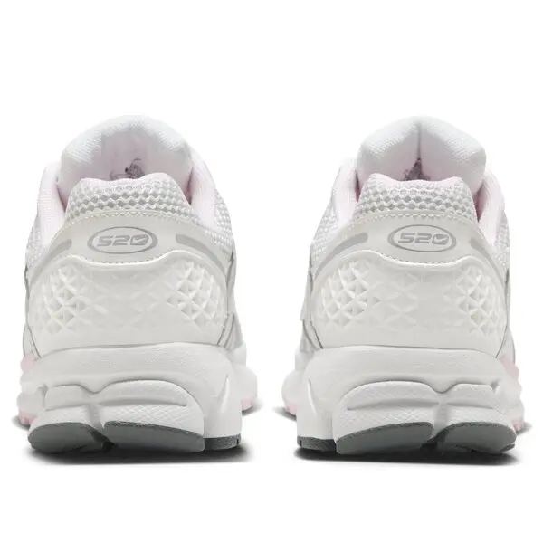 Nike Zoom Vomero "520 Pack" Sneakers - White/pink Foam