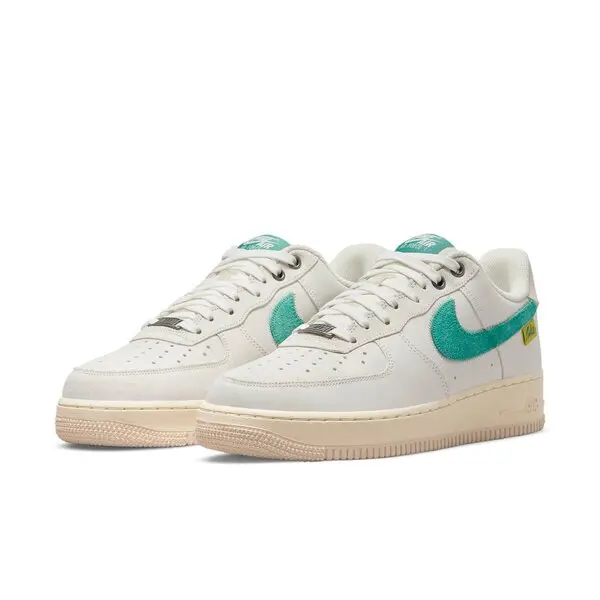 Nike Force 1 '07 Lv8 "test Of Time" Sneakers - White/green