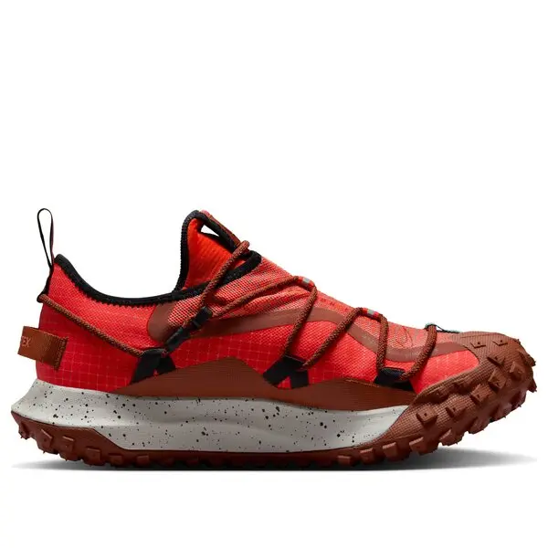 Nike Mountain Fly Low Gore-tex Sneakers - Vibrant Red/black