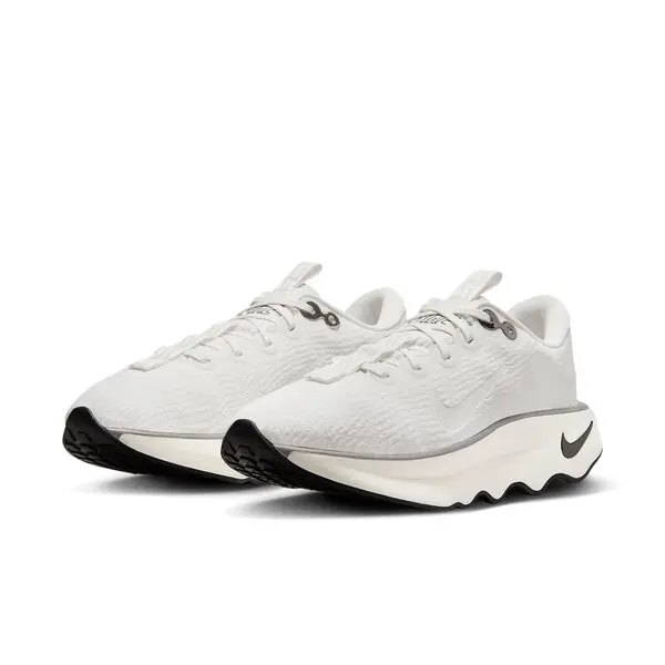 Nike Motiva Premium Sneakers - White