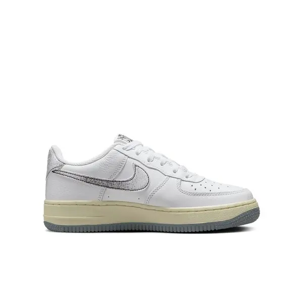 Nike Force 1 Low Lv8 3 Sneakers - White/beach/white