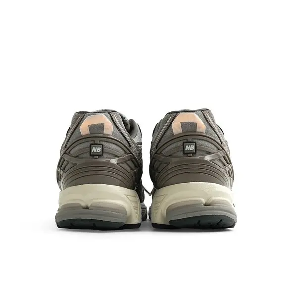NEW BALANCE X Invincible X N.hoolywood 1906u Sneakers - Grey