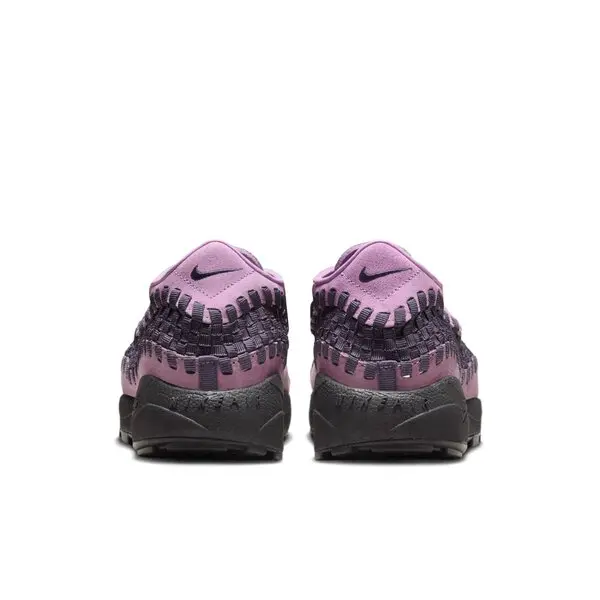 Nike Footscape Woven Sneakers