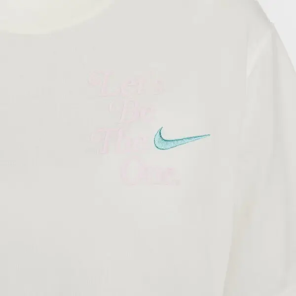 Nike Boxy T-shirt Asia Sizing