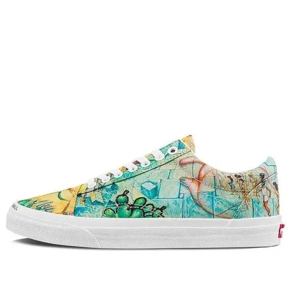 VANS Moca X Old Skool 'judy Baca: Hitting The Wall' Sneakers - Multi-color