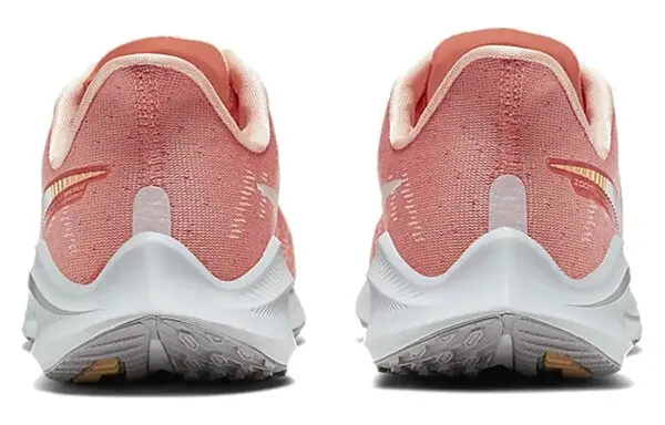 Nike Zoom Vomero 14
