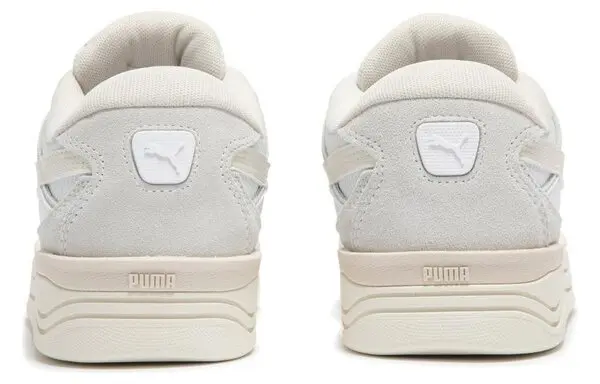 PUMA 180 Low Top Sneakers - White/beige