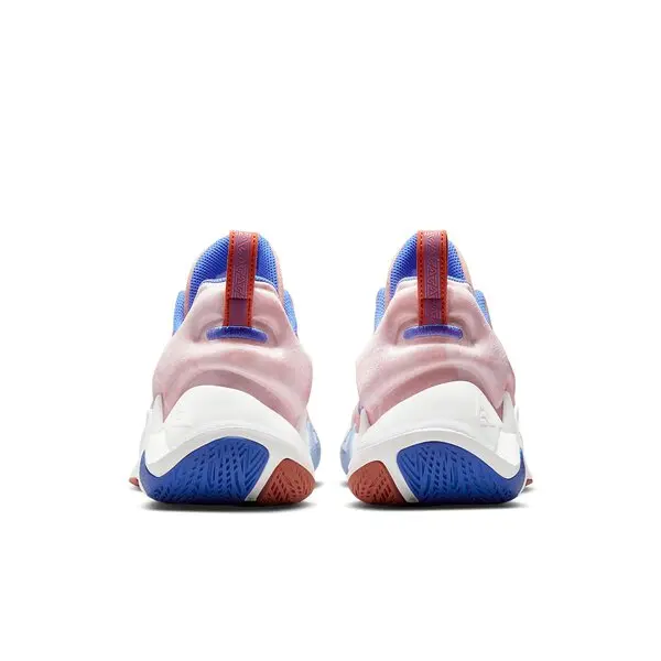 Nike Giannis Immortality Basketball Sneakers